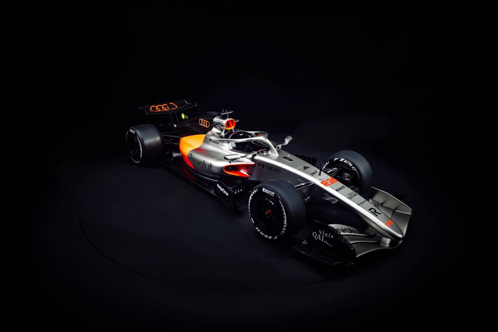 Audi apresenta o R26, carro de Gabriel Bortoleto para a temporada 2026 ...