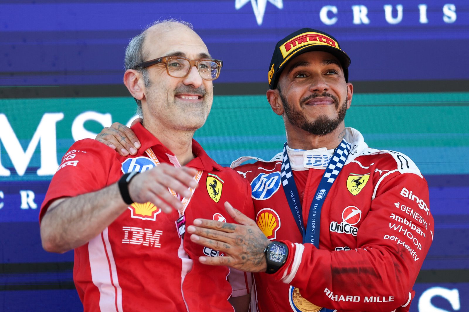 Ferrari mantém Carlo Santi como engenheiro de Lewis Hamilton após boa ...